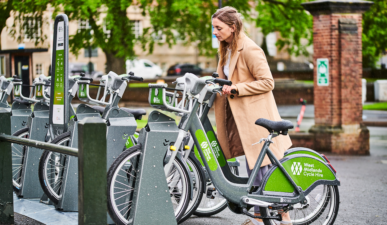 Top 5 tips for cycling to work! - West Midlands Cycle Hire